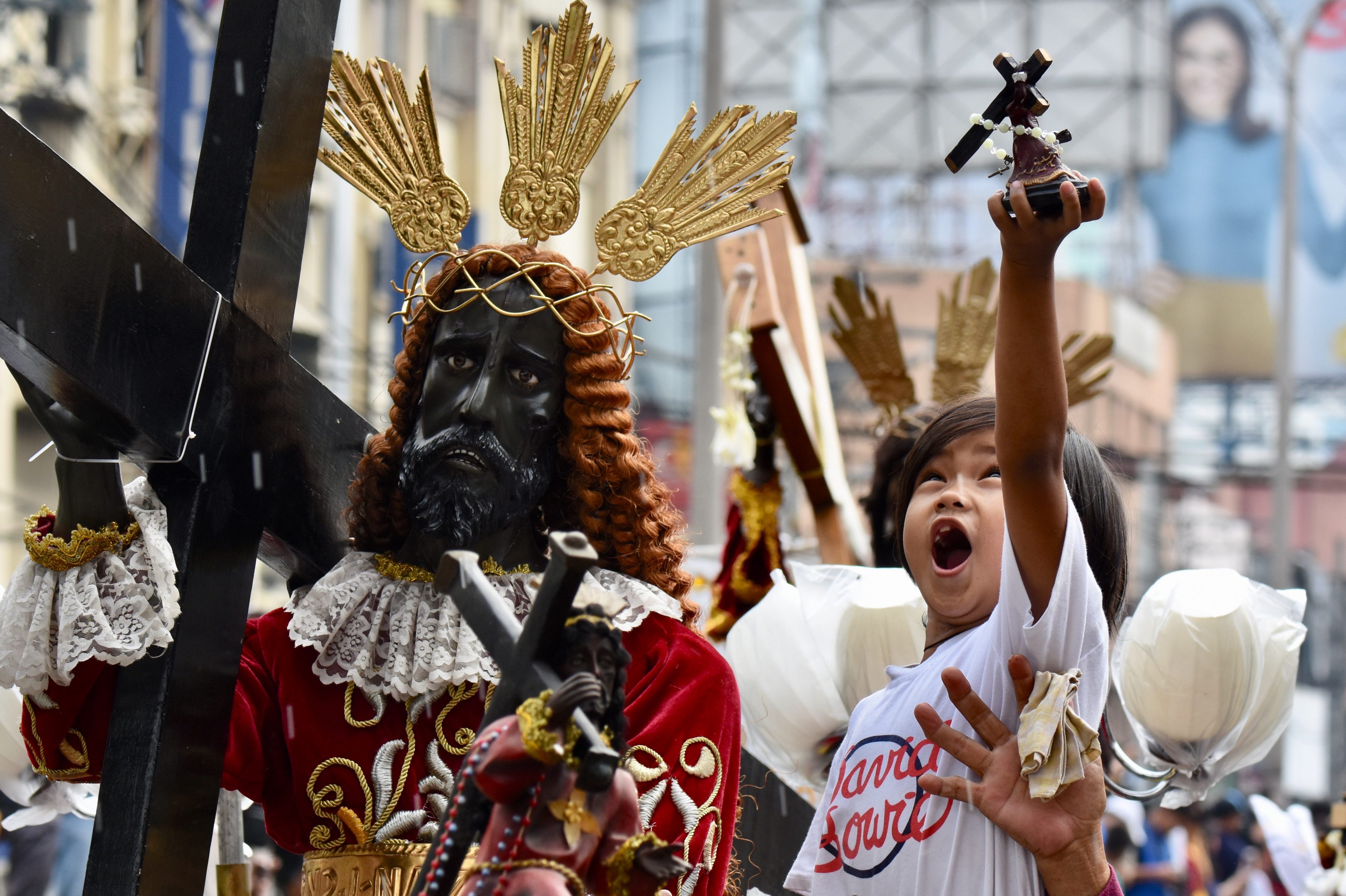 Photo gallery: Image of suffering Jesus inspires piety among Filipinos ...