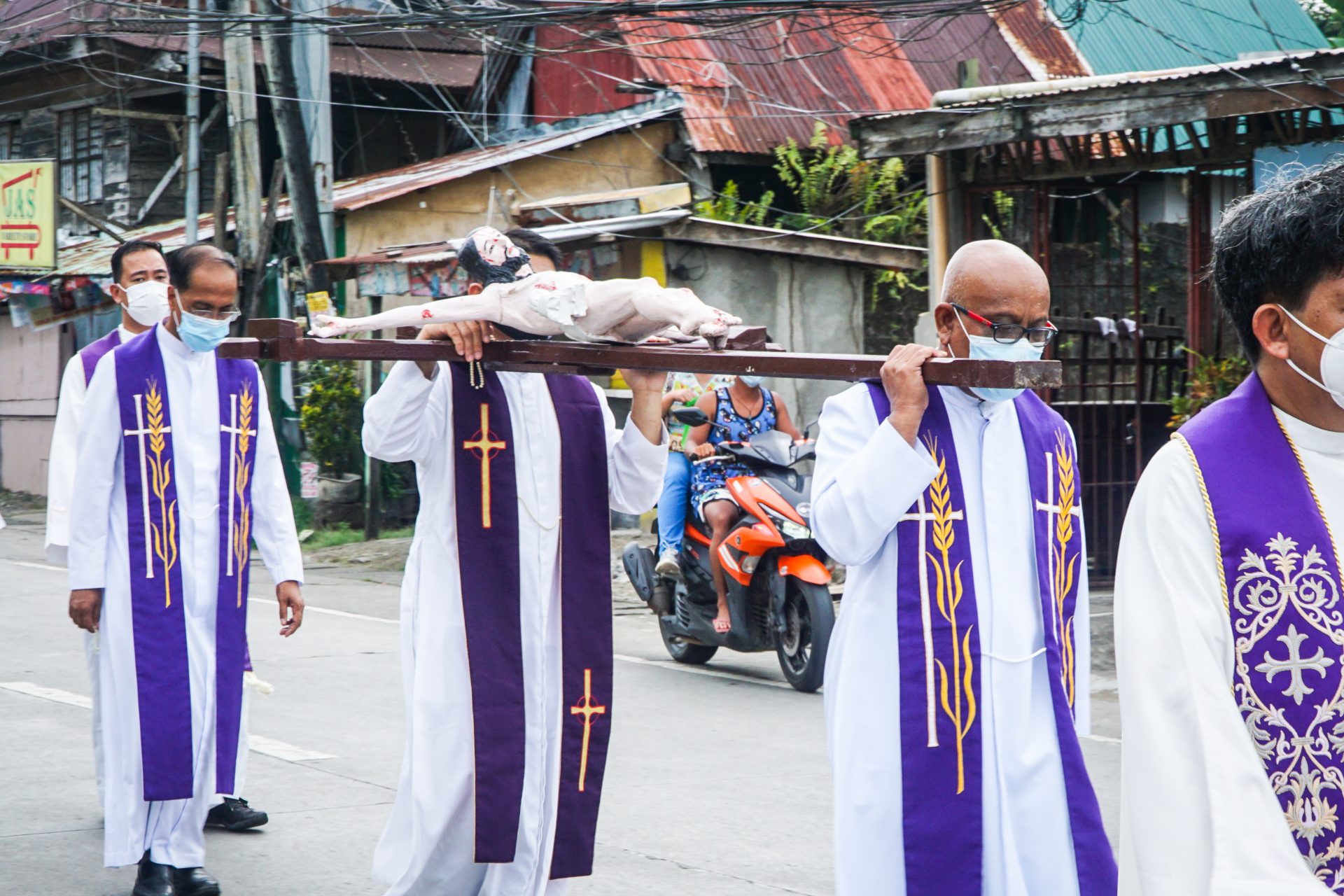 Photos Philippine Diocese Holds ‘penitential Walk For End To Pandemic