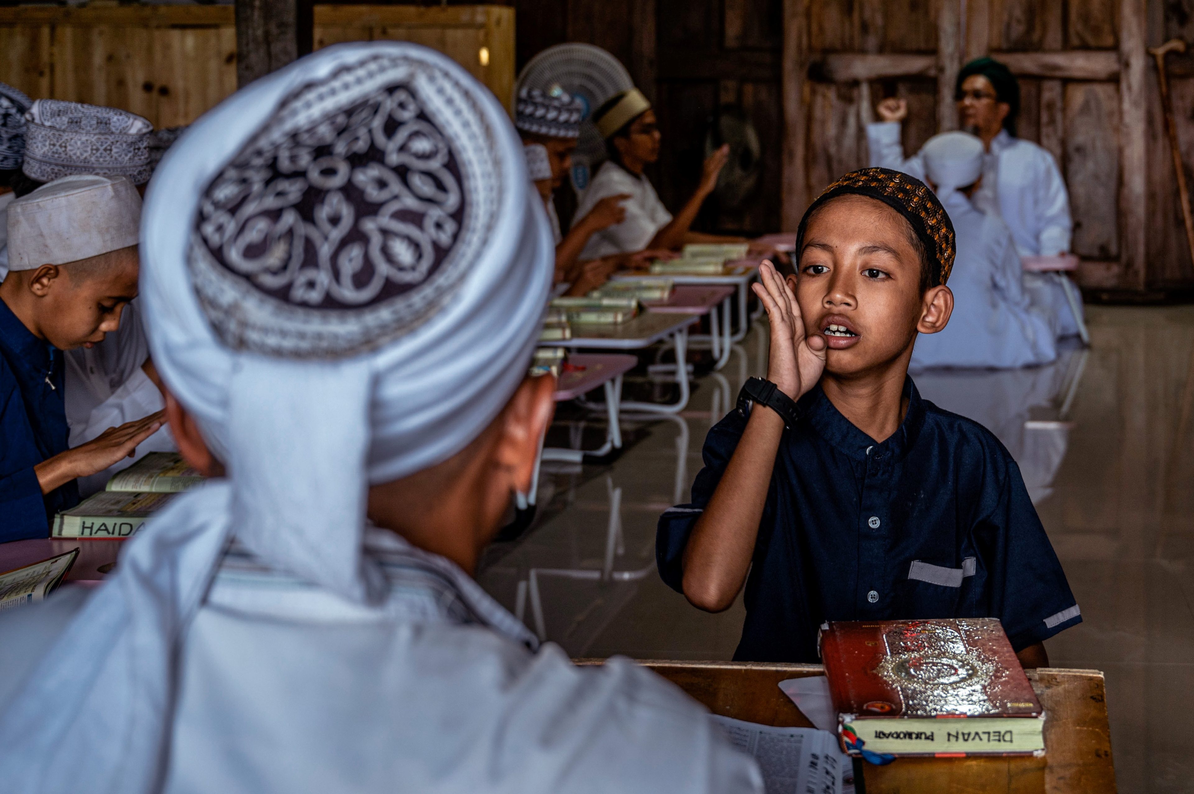 Inside Indonesia’s Islamic boarding school for deaf children - LiCAS ...