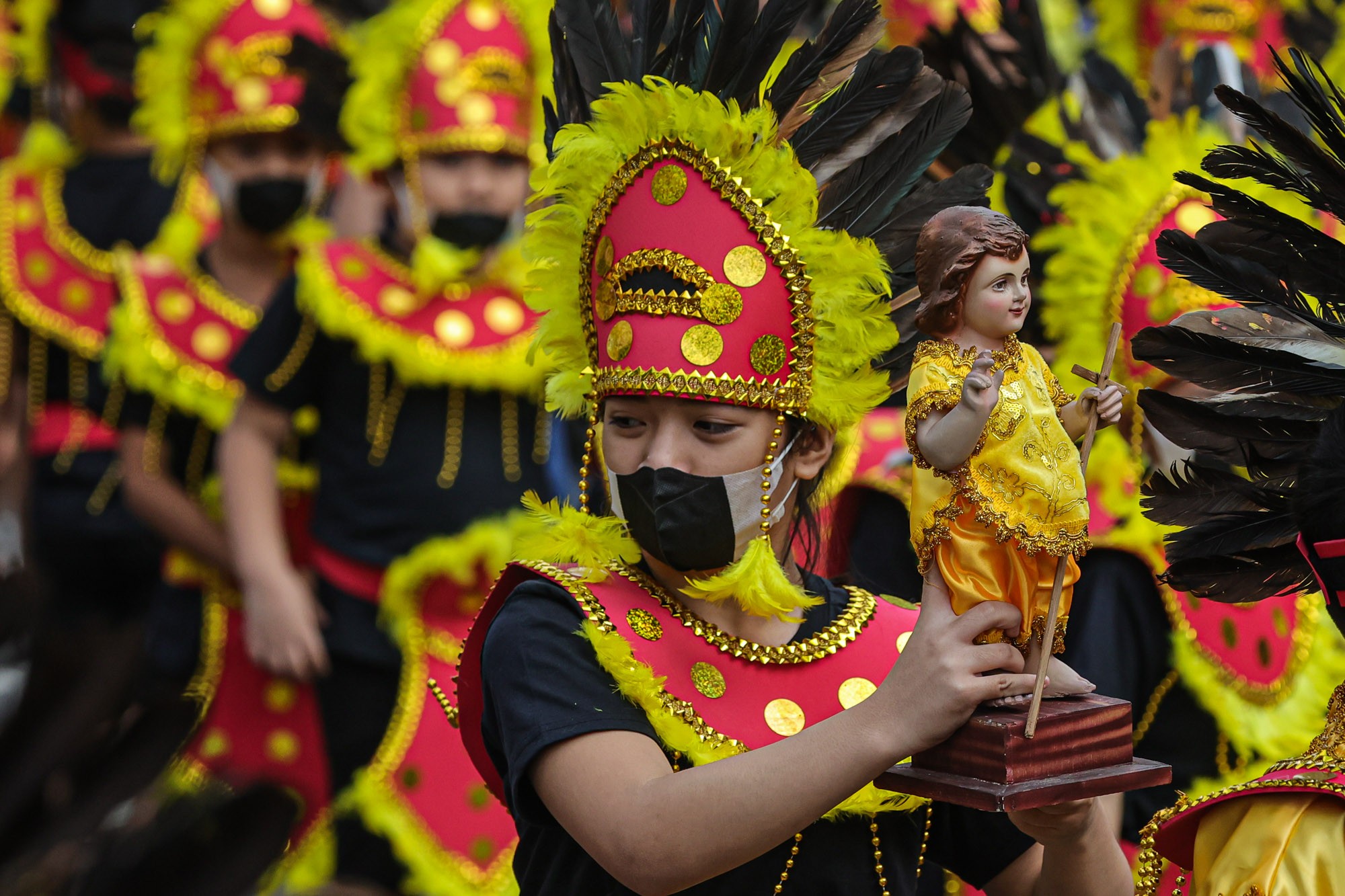 Festival hopping in honor of the Black Nazarene and Santo Niño - LiCAS ...