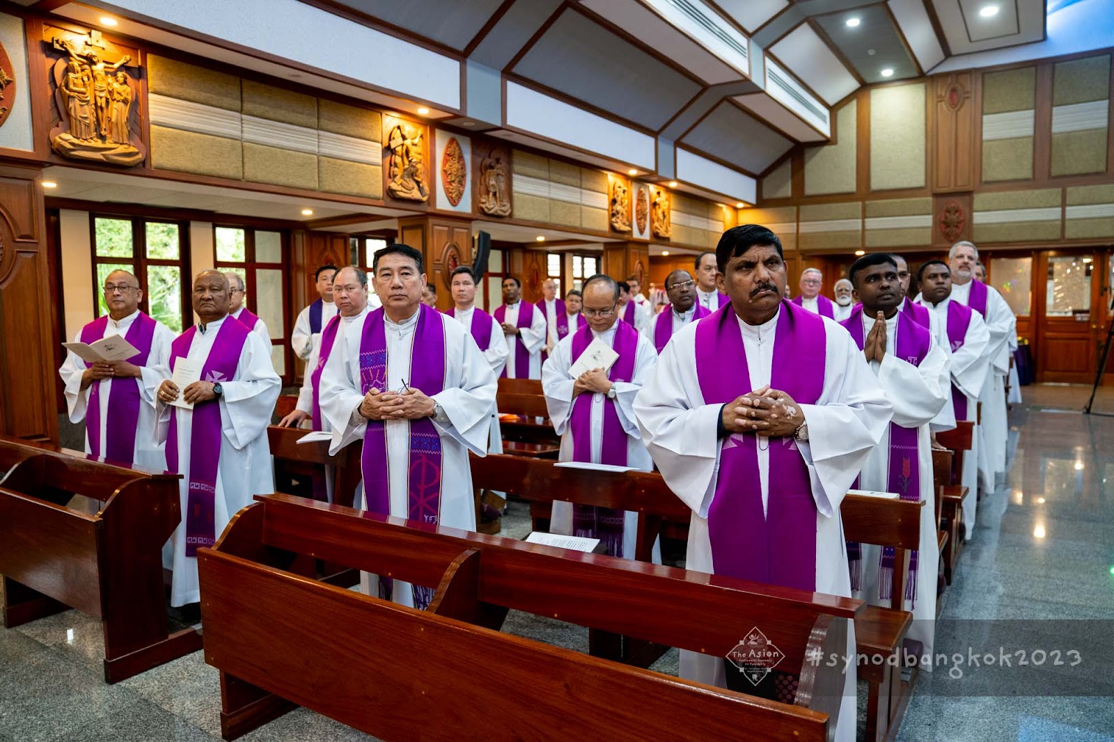 Laypeople, including women, to vote in Synod on Synodality assembly ...