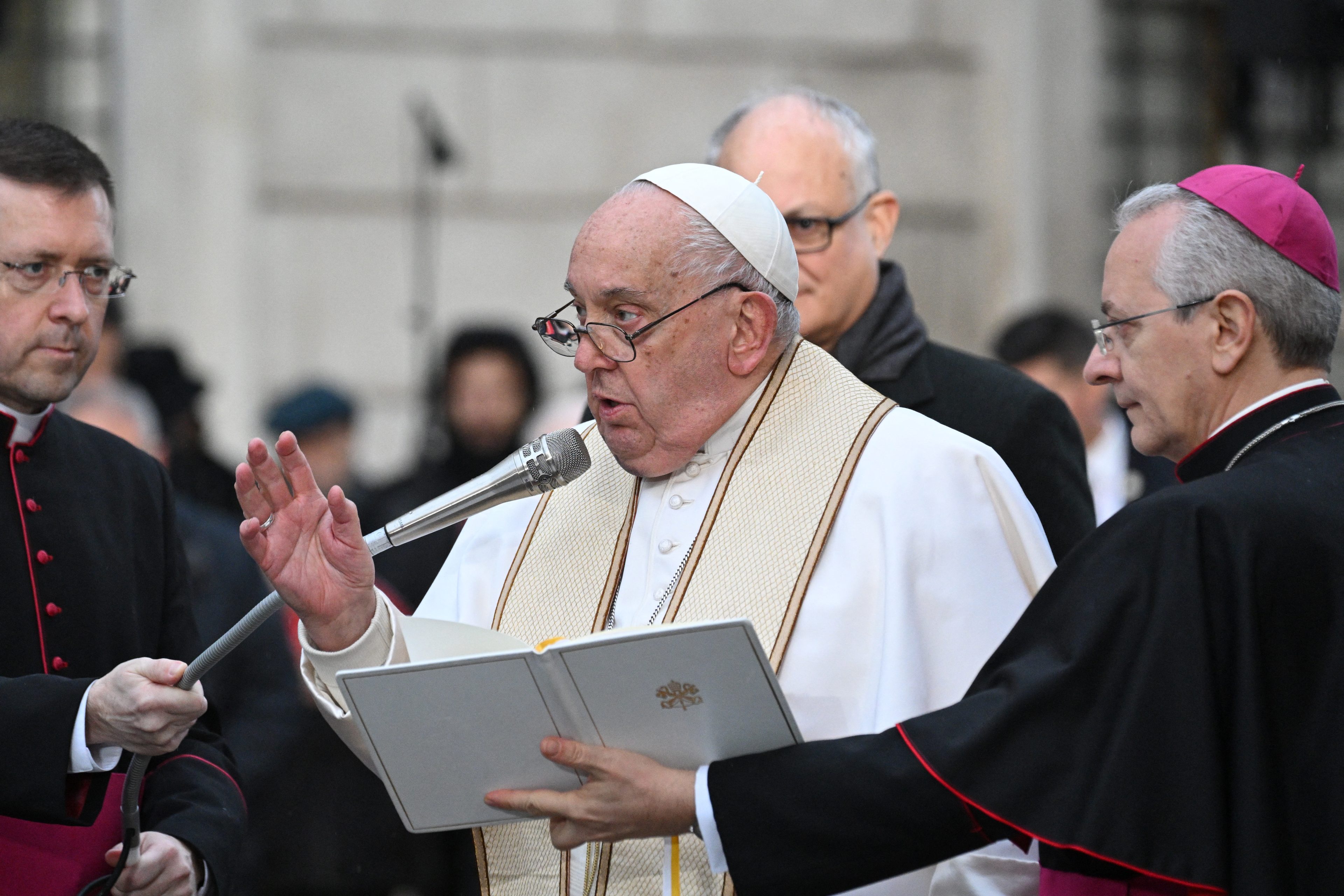Pope Francis: Theology can be a ‘guide on the journey’ through a ...