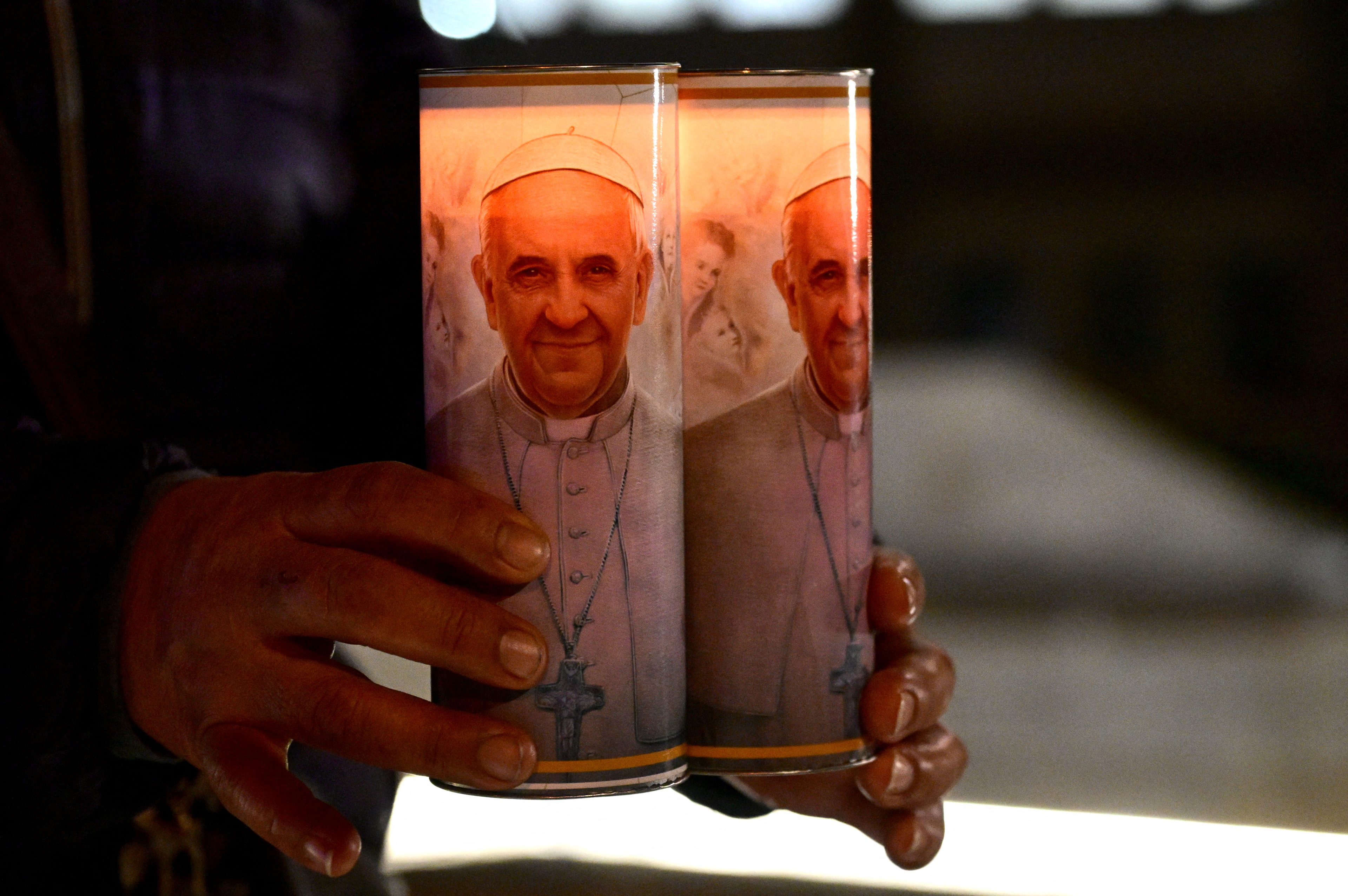 Pope Francis condition remains critical but no new respiratory crisis ...