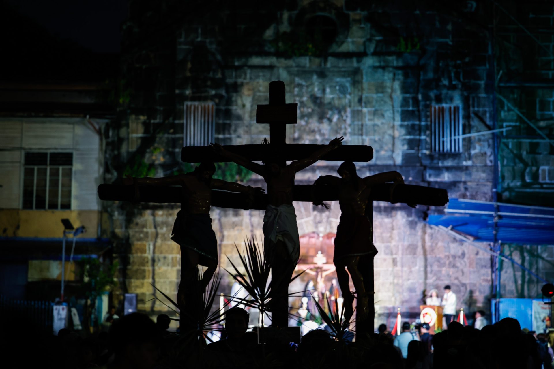 Photos: Philippines' 'town of moving saints' reenact Christ and Mary’s encounter - LiCAS.news ...