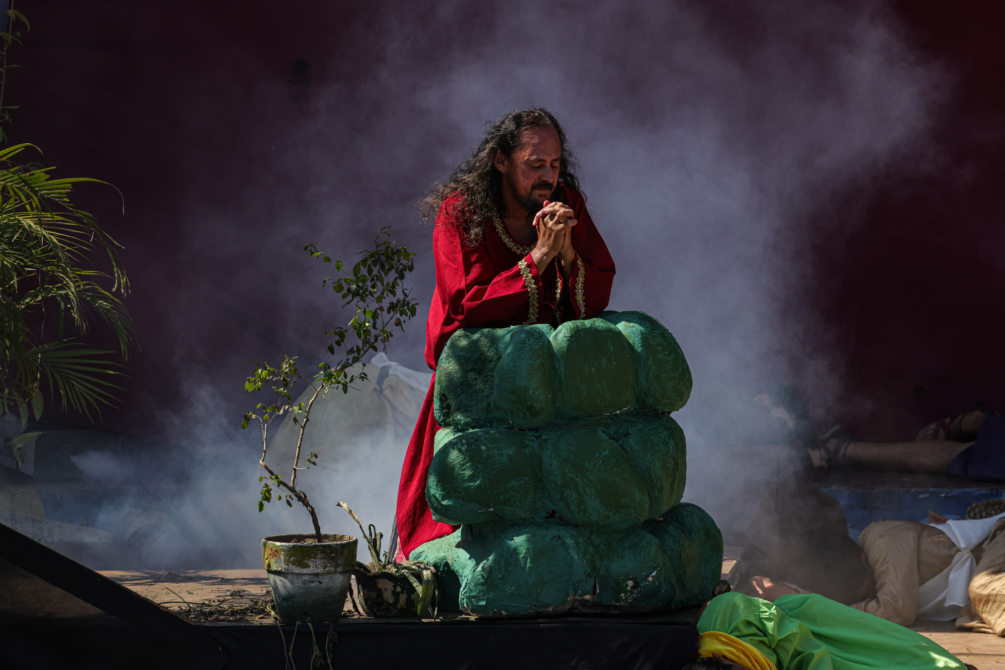 Photos: Philippine town of Paete revives centuries-old ‘Senakulo ...