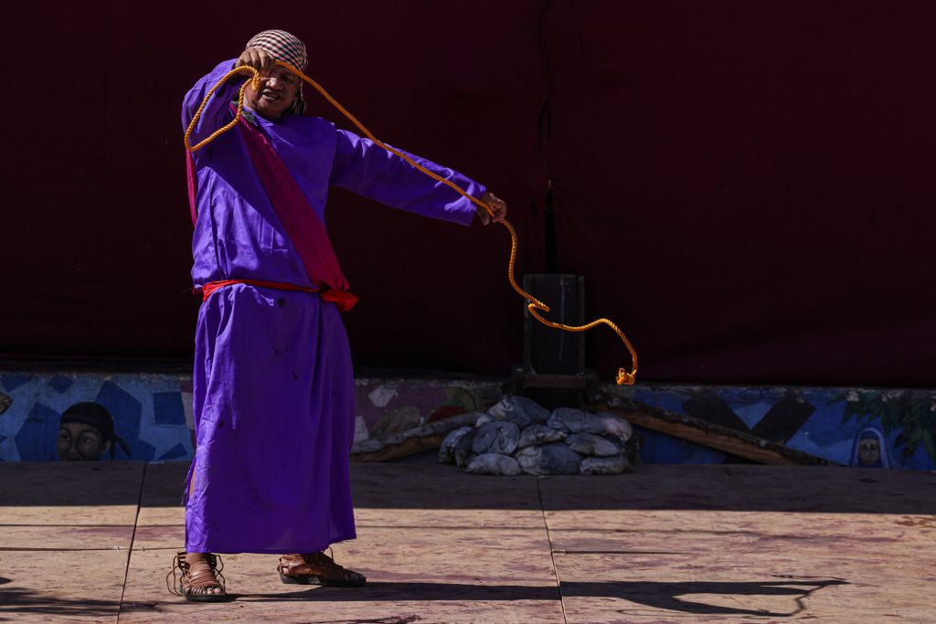 Photos: Philippine town of Paete revives centuries-old ‘Senakulo ...