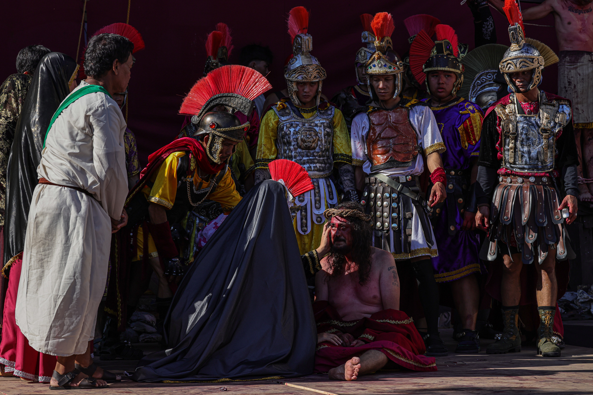 Photos: Philippine town of Paete revives centuries-old ‘Senakulo ...