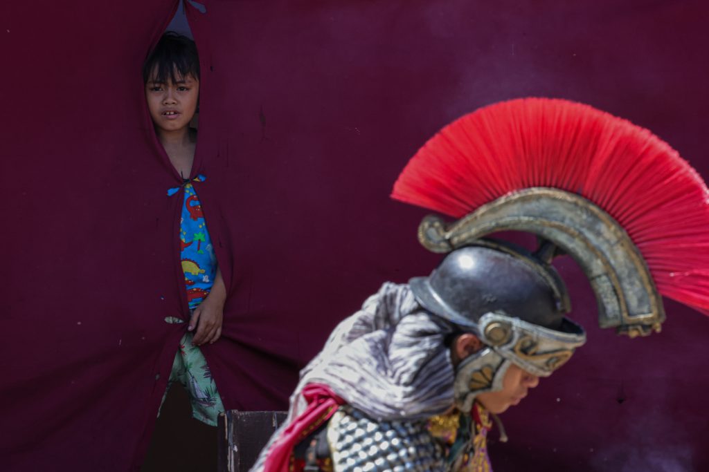 Photos: Philippine town of Paete revives centuries-old ‘Senakulo ...