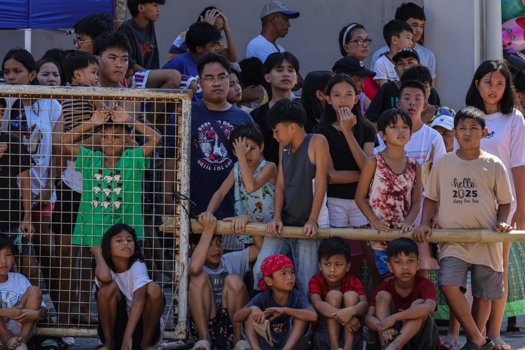 Photos: Philippine town of Paete revives centuries-old ‘Senakulo ...