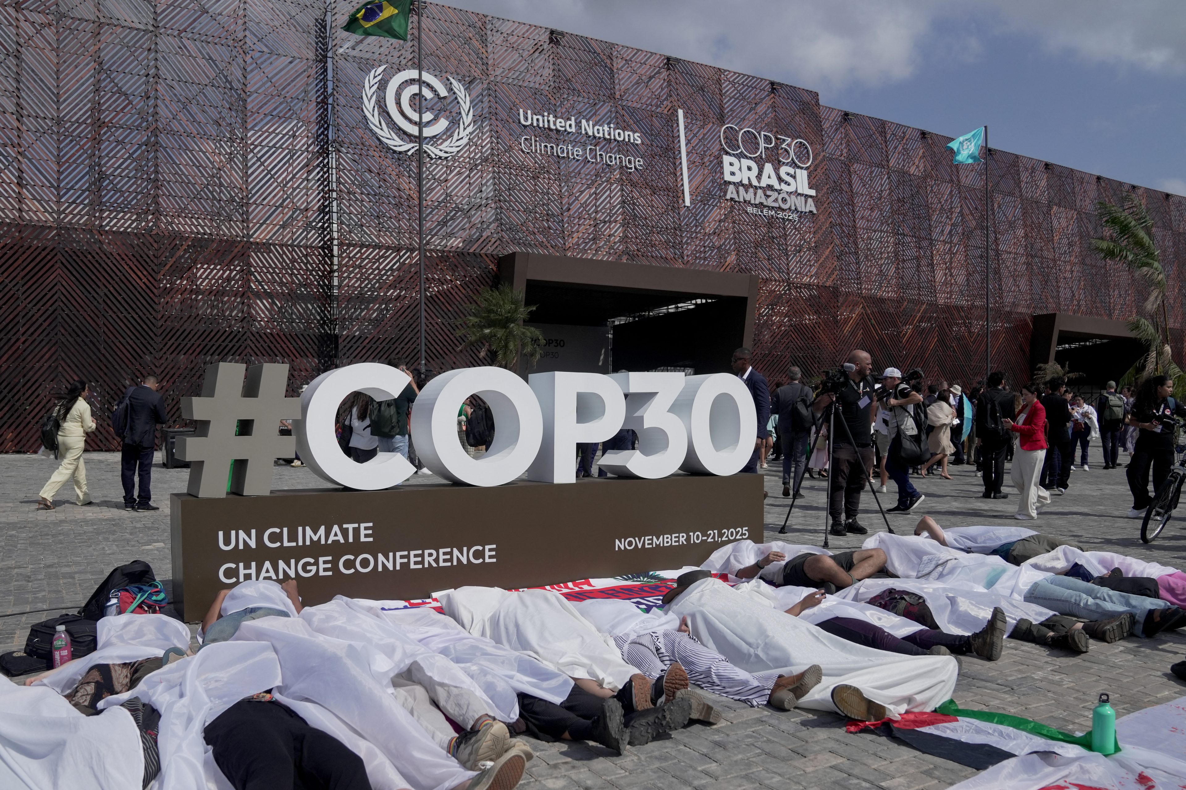 Philippine cardinal urges COP30 to adopt ‘Earth Tariff’ as moral ...