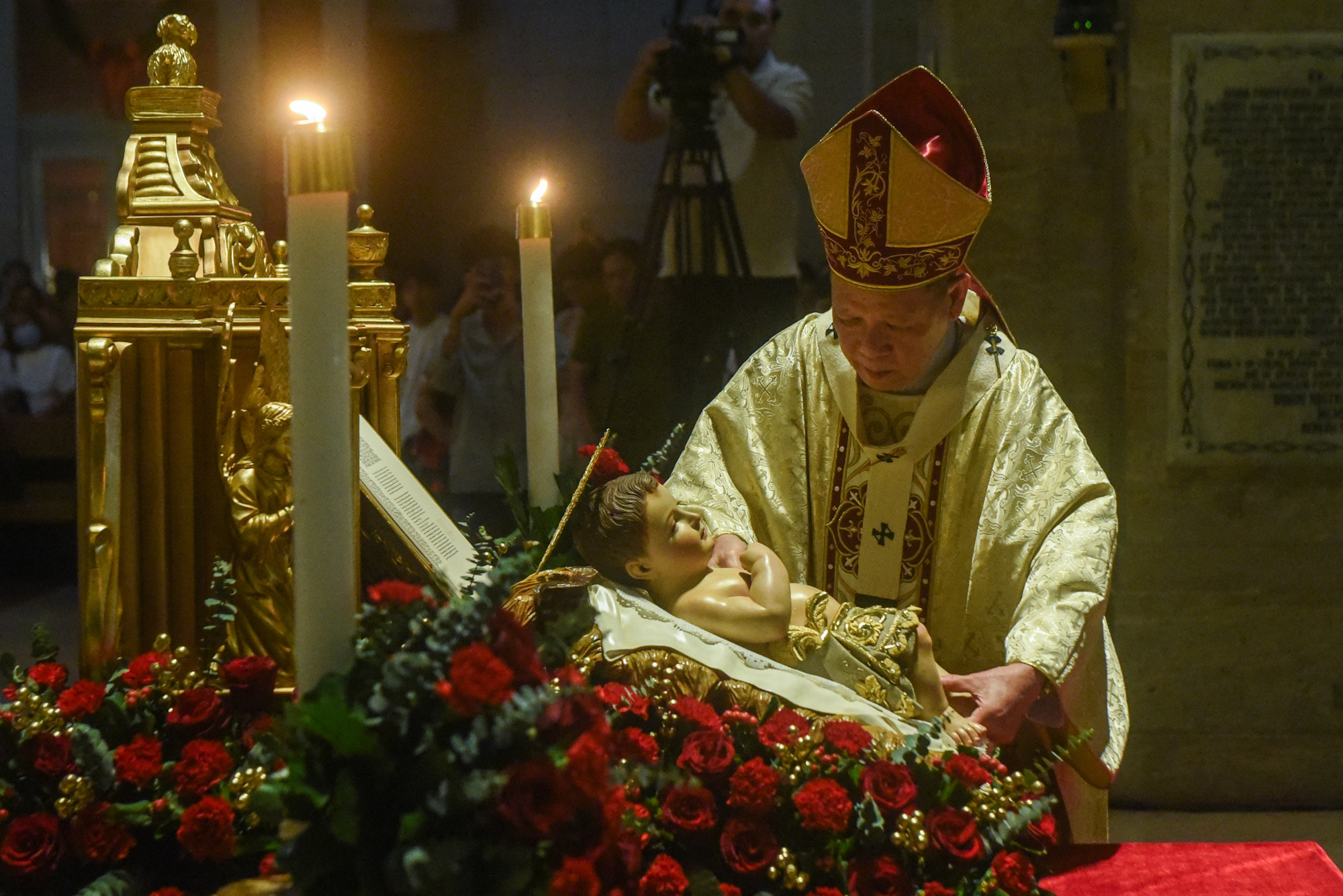 Manila archbishop warns abuse of power empties Christmas of meaning ...