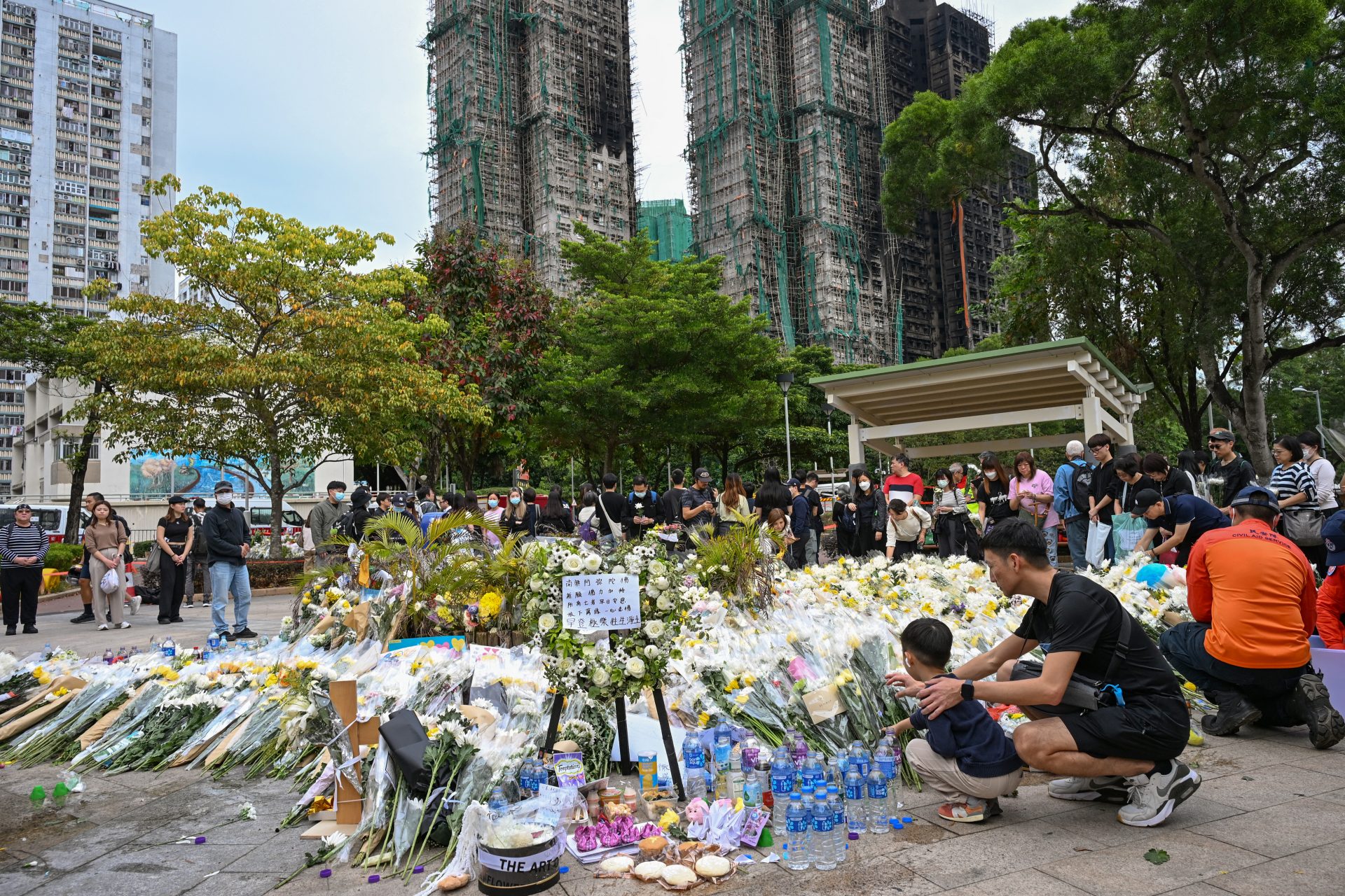 Pope Leo XIV remembers Hong Kong blaze victims amid rising death toll - LiCAS.news | Light for ...